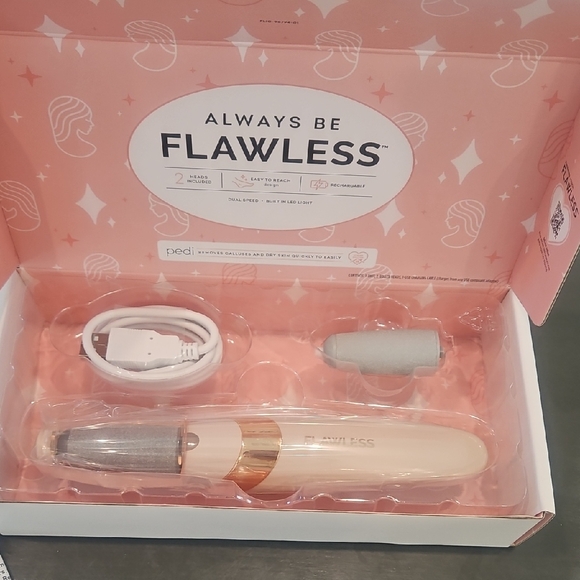 LAWLESS | Skincare | Lawless Skincare Tool Cream And Gold | Poshmark